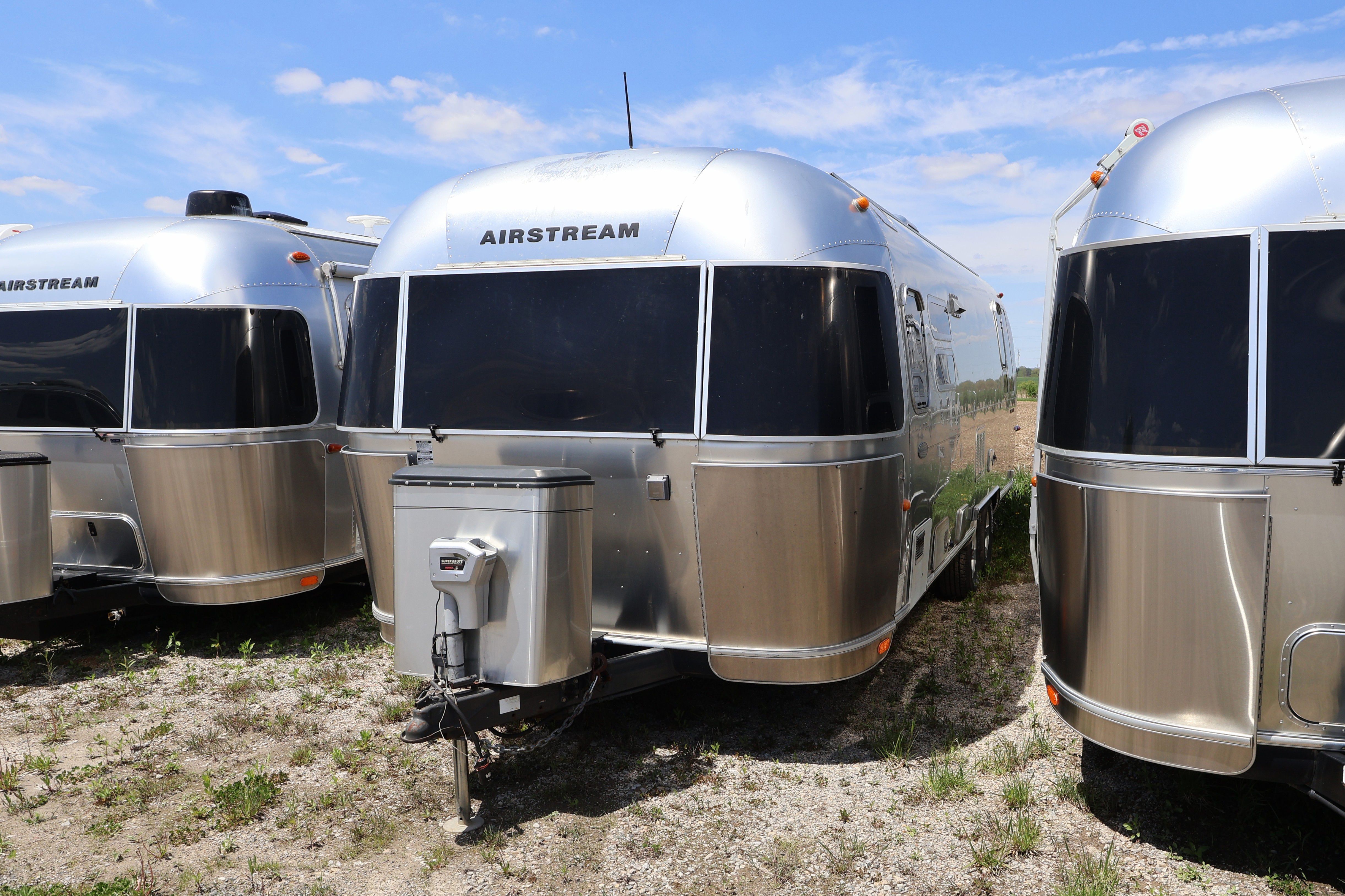 2009 AIRSTREAM FLYING CLOUD 28RBQ by AIRSTREAM | Can-AmRVCentre - RVC ...