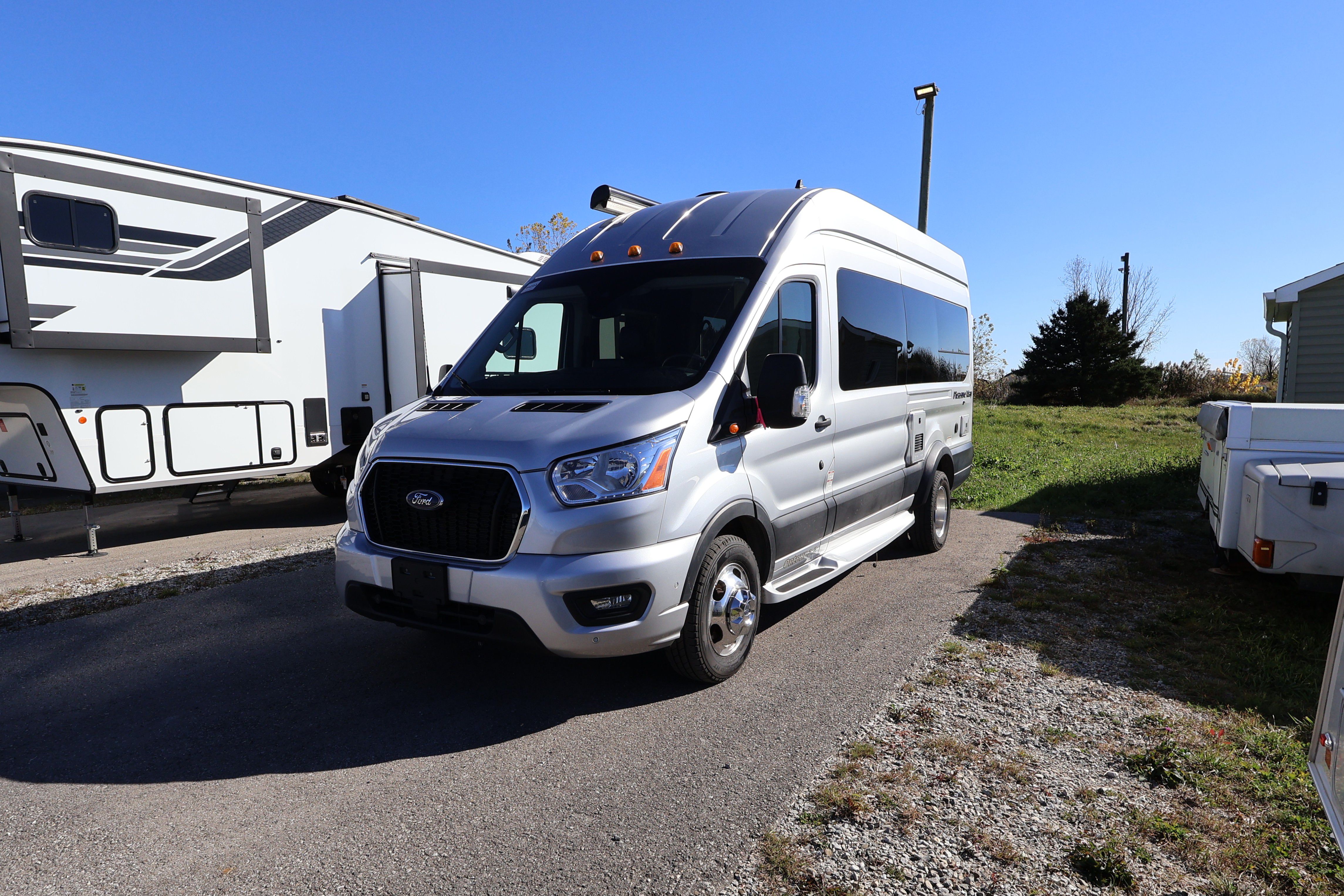 2022 PLEASURE-WAY ONTOUR 2.2 by PLEASURE-WAY | Can-AmRVCentre - RVC ...
