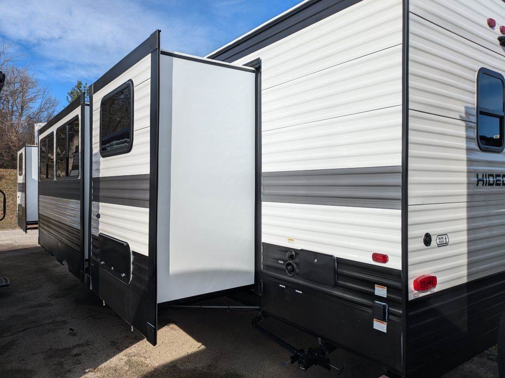 2025 HIDEOUT 38DBD by KEYSTONE | MobilifeRVCentre - RVC Navigator